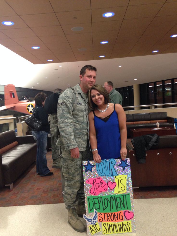Welcome Home Signs & Ideas For Military Homecomings | Signs.com