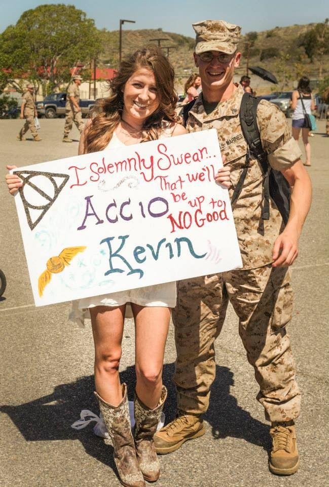 Welcome Home Signs & Ideas For Military Homecomings | Signs.com