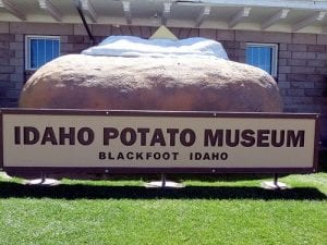 Famous Signs Across The 50 States | Signs.com Blog